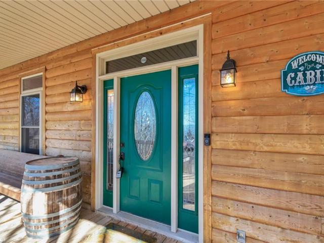 658 Green Point Lane