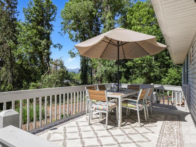658 Enka Lake Road