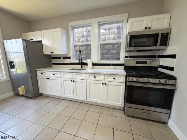 658 Magnolia Ave # 1
