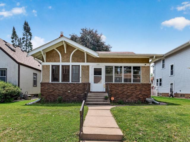 658 Nebraska Avenue E