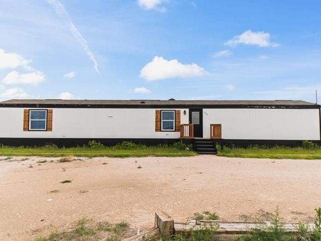658 Private Road 400H, Seminole, TX 79360