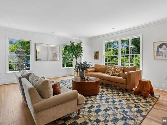 658 Ridgewood Rd Unit C0001, Maplewood, NJ 07040