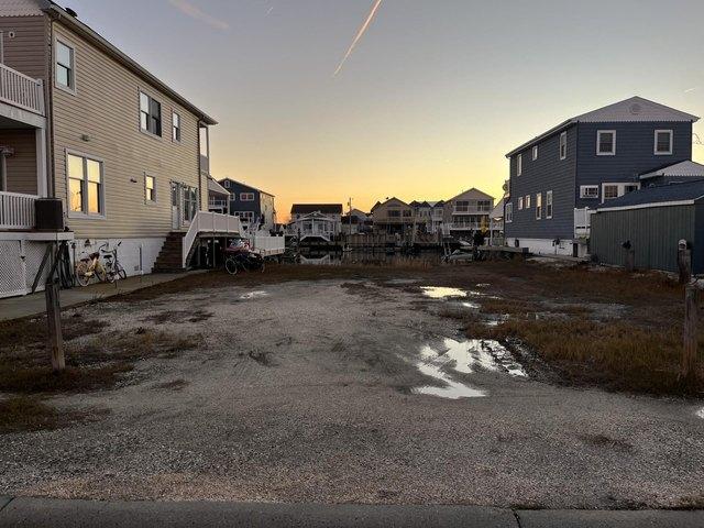 658 W 26th Ave, West Wildwood, NJ 08260
