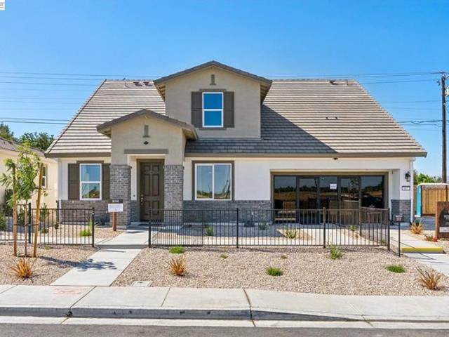 658 W Cliff St, Oakley, CA 94561