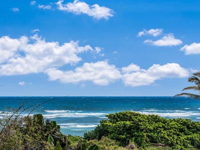 658 Waiehu Beach Rd, Wailuku, HI 96793