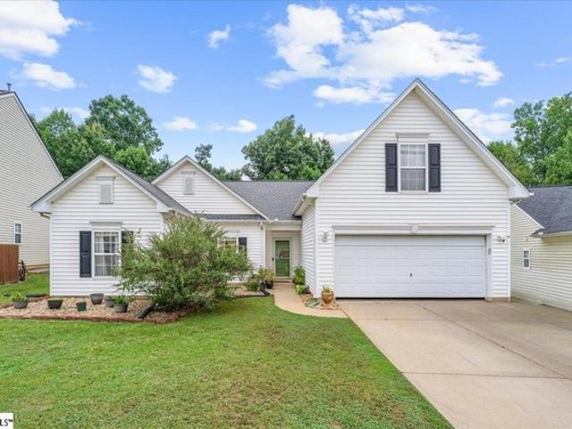 658 Timber Walk Dr, Simpsonville, SC 29681
