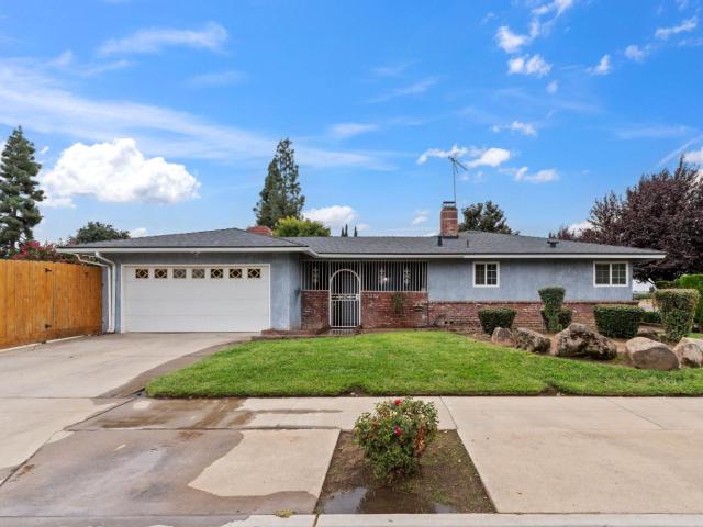 6594 N Fresno St, Fresno, CA 93710 | Compass