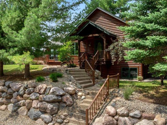 6594 Noel Trail NW