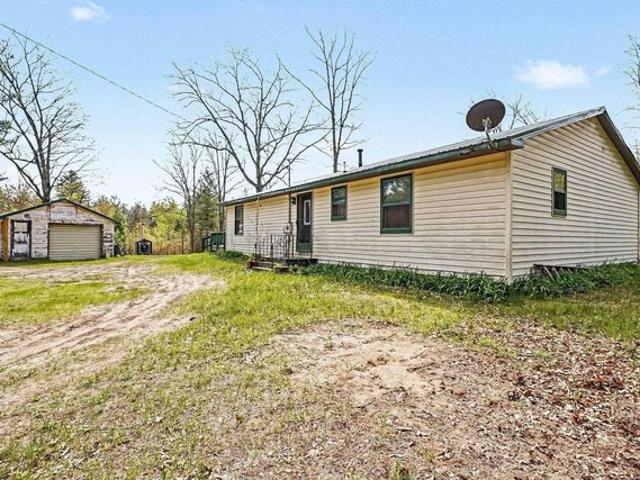6595 Wickert Rd, Hale, MI 48739