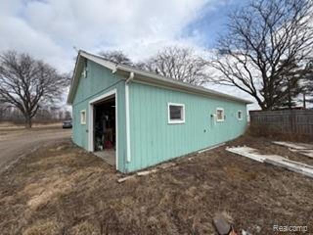 6590 Marsh Road