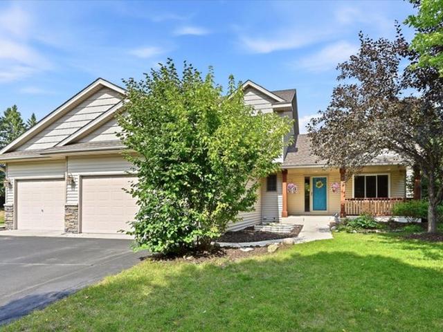 6592 Albert Ct, Lino Lakes, MN 55038