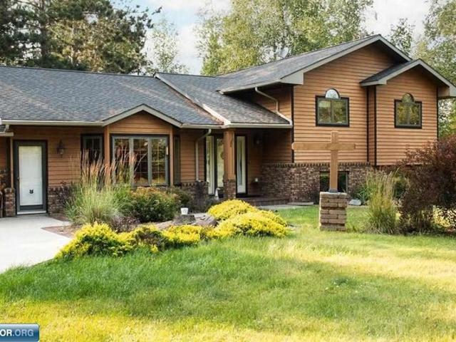 6593 Dewey Lake Shores Rd, Chisholm, MN 55719