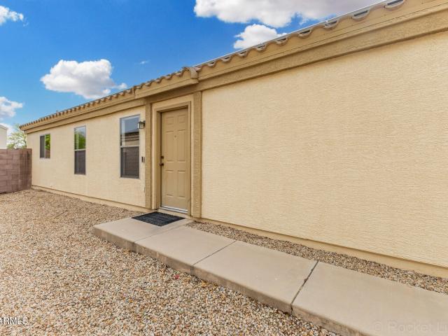 6593 E Quiet Retreat