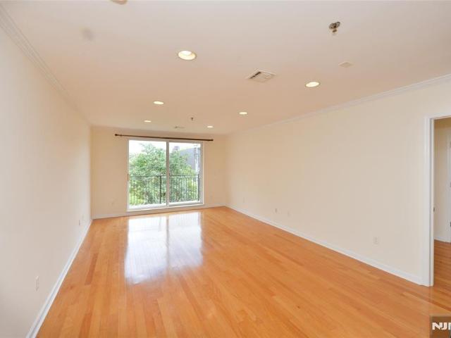 659 1st Street # 413