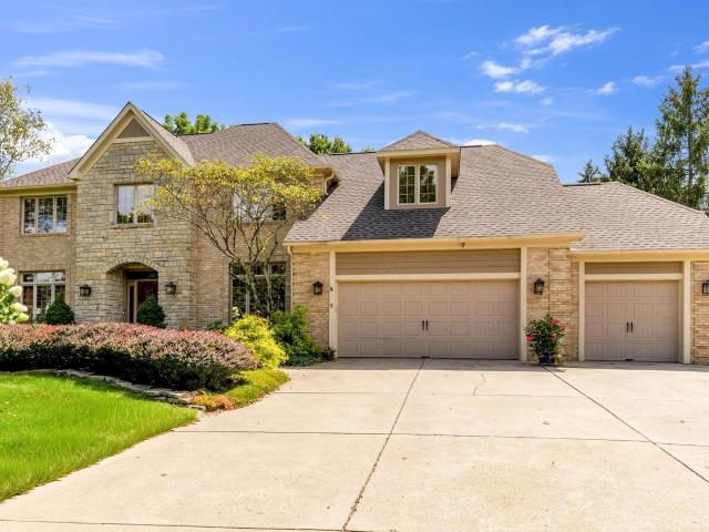 659 Crossing Creek S