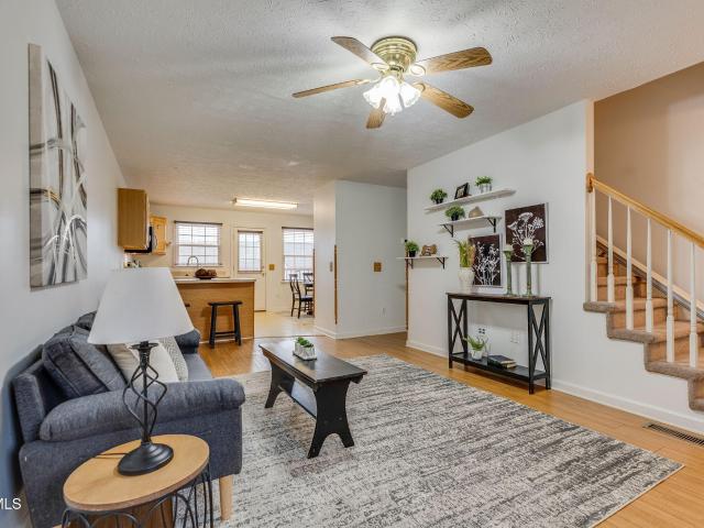 659 Beaverview Drive