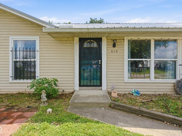 659 Gardner