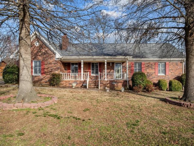 659 Davis Dr, Gallatin, TN 37066 | MLS #3130 | Compass