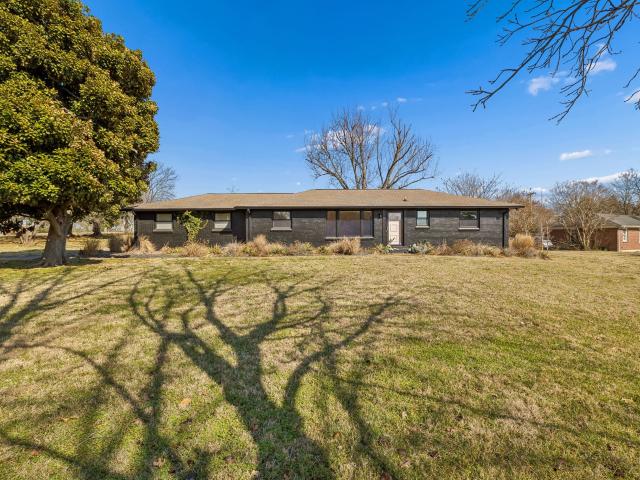 659 Devon Dr, Nashville, TN 37220 | MLS #3130 | Compass