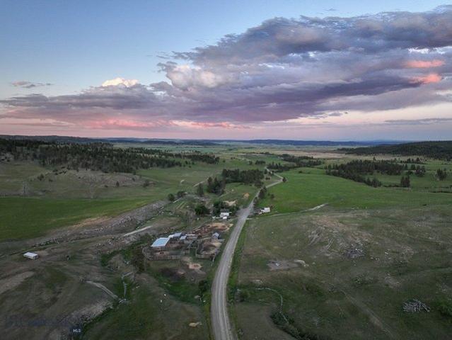 659 Deadmans Canyon Rd, Big Timber, MT 59069