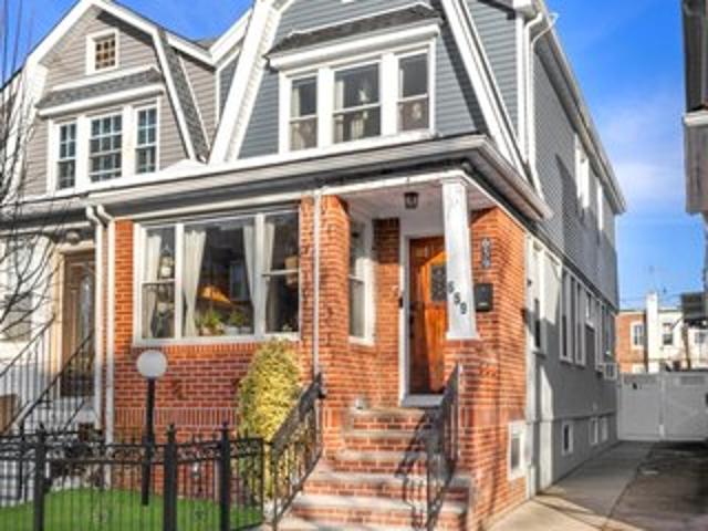 659 E 43rd St, Brooklyn, NY 11203