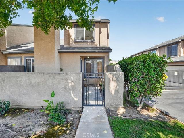659 N Lark Ellen