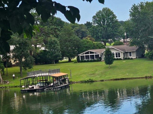 659 Westwood Ln, Estill Springs, TN 37330