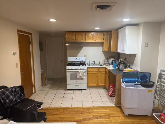 65 65A Beach St, Boston, MA 02111 | MLS #73487