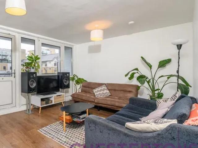 65 115 Bow Common Lane, Bromley by Bow, London, E3 4FU, United Kingdom | 3 bed duplex for rent #139542953 | Rentberry