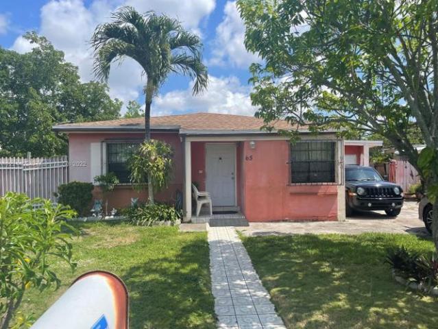 65 123rd St NW, North Miami, FL 33168