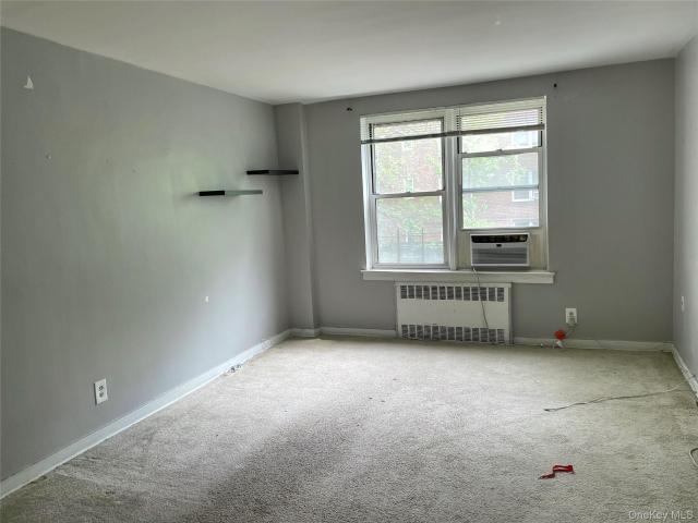 65 15 Yellowstone Boulevard 2C