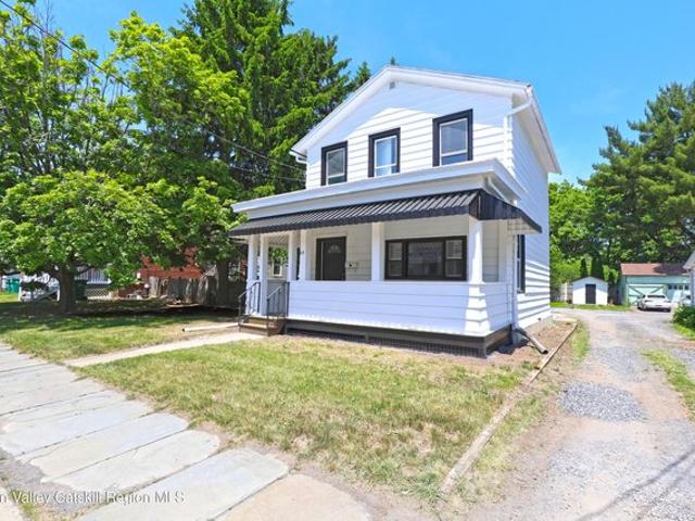 65 Ulster Ave, Saugerties, NY 12477