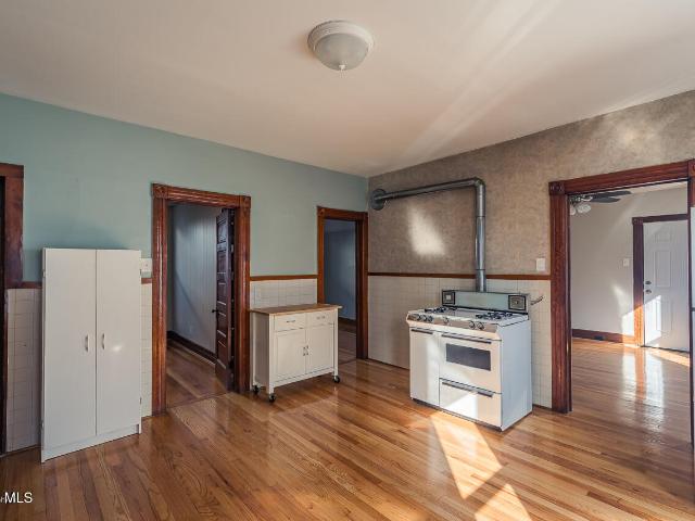 65 Van Derveer Street # Second Floor Front