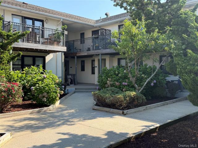 65 W Broadway 11B