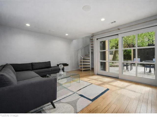 65 W Schiller St, Chicago, IL 60610 | MLS #12581 | Compass