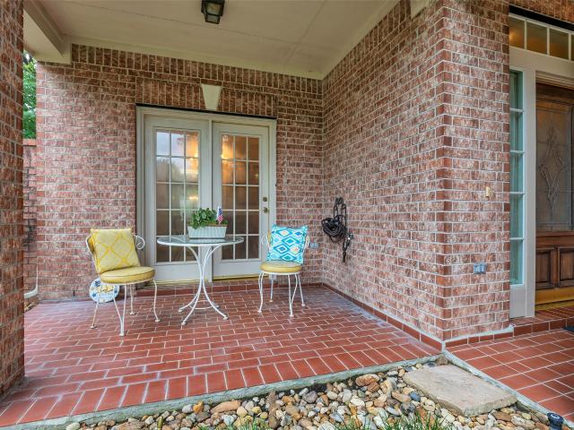 65 W Sienna Place