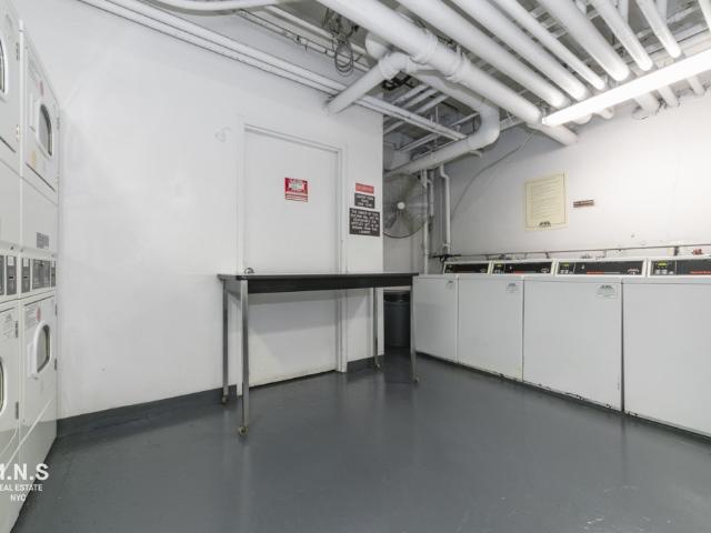 65 W 55th Street 10 A