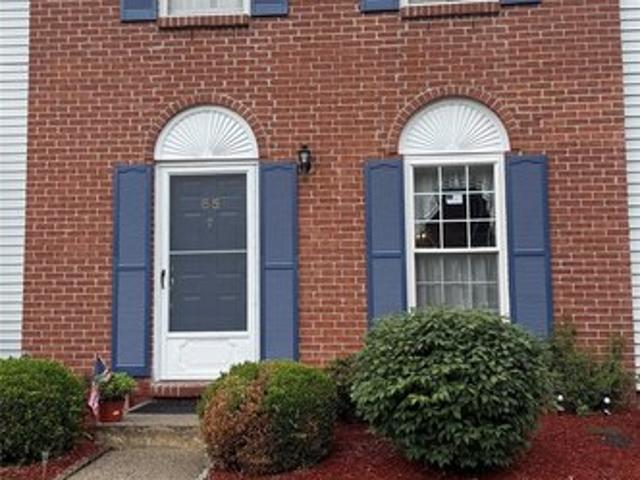 65 Yorkshire Ter, Washingtonville, NY 10992