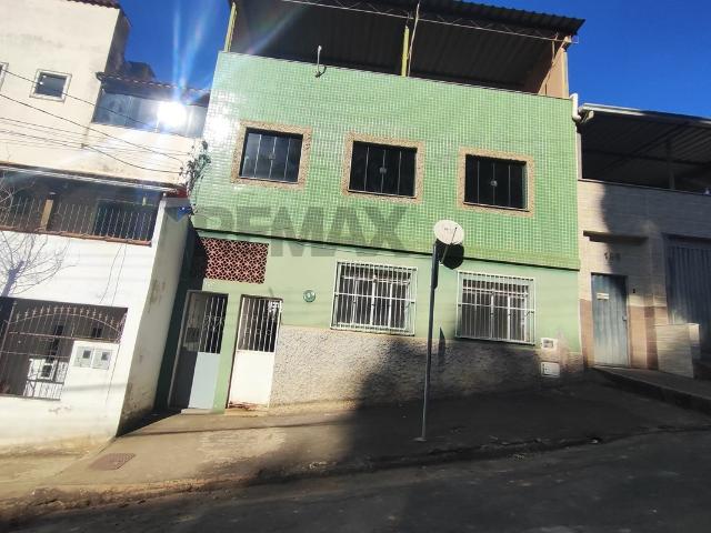 65 Área Útil Sobrado Alugar, 2 Dormitórios localizado em Rua João Francisco Monteiro, 187, Santa Cecília, Juiz de Fora, Minas Gerais, 36026080 | Brasil