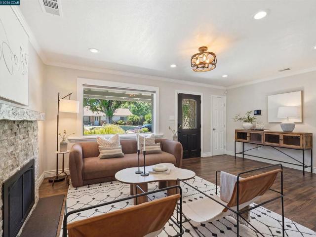 65 Belinda Dr