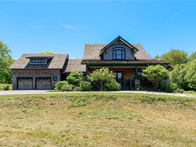 65 Blueberry Lane