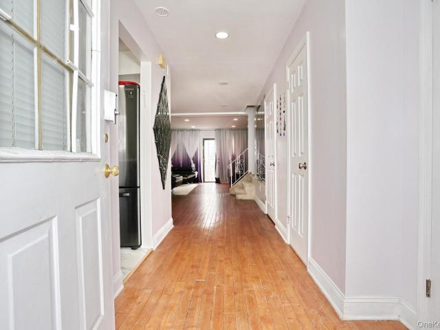 65 Buckingham Ct, Pomona, NY 10970 | MLS #968076 | Compass