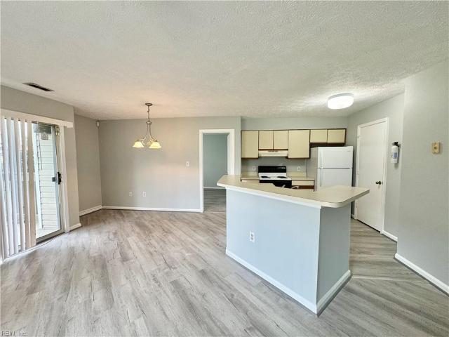65 Cape Dorey DR # 3A