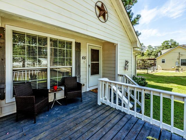 65 Cauthen Drive