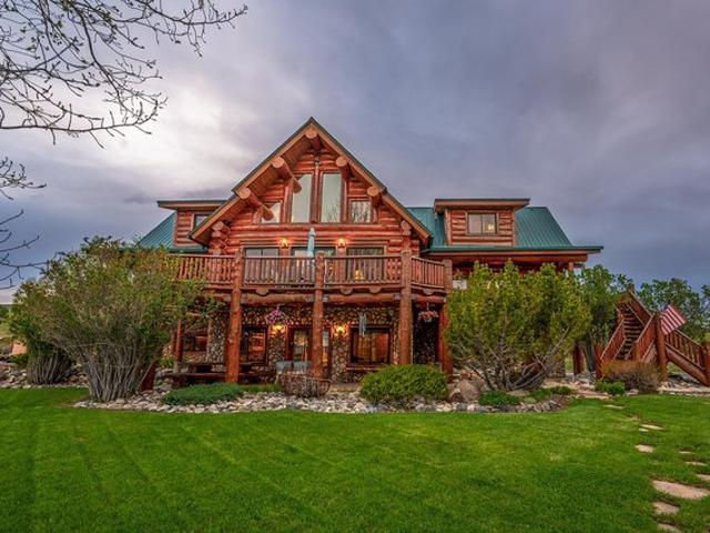 65 Chekwa Trl, Gunnison, CO 81230