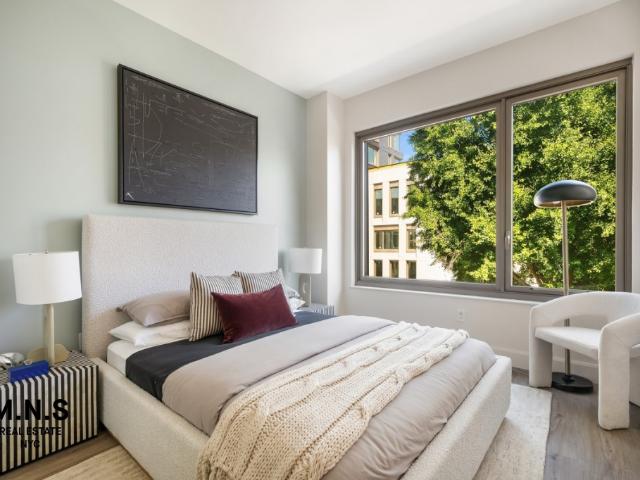 65 Dupont Street 714