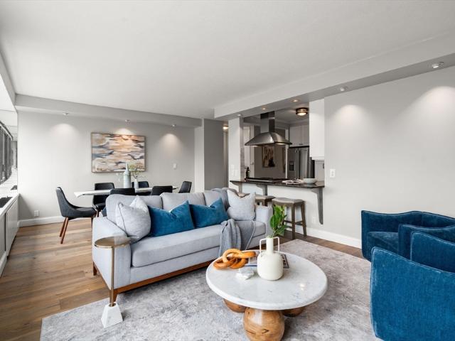 65 E India Row, Unit 26H, Boston, MA 02110 | MLS #73504