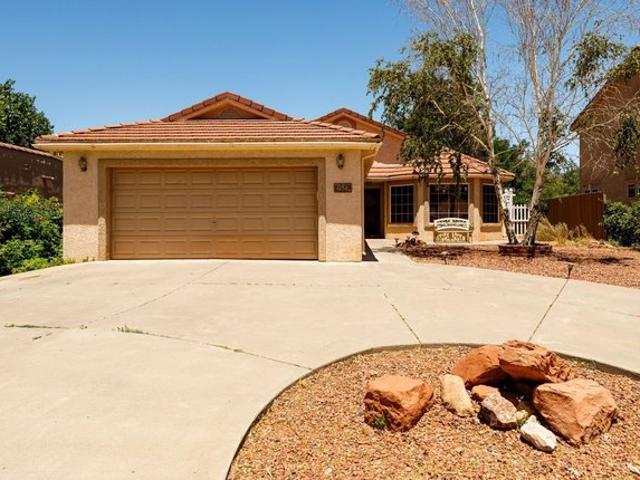 65 E Red Shadow Cir, Kanab, UT 84741