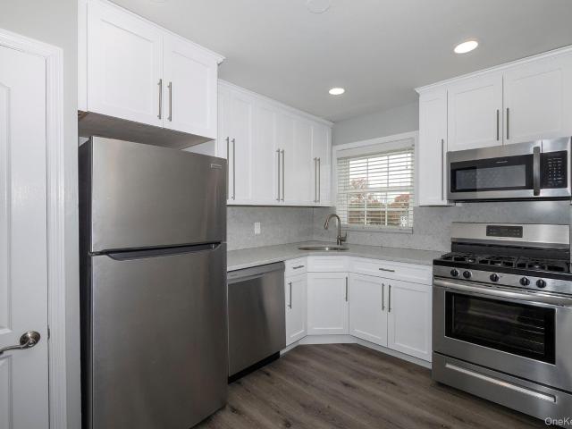 65 Fairfield Way, Unit JU16, Commack, NY 11725 | MLS #981787 | Compass
