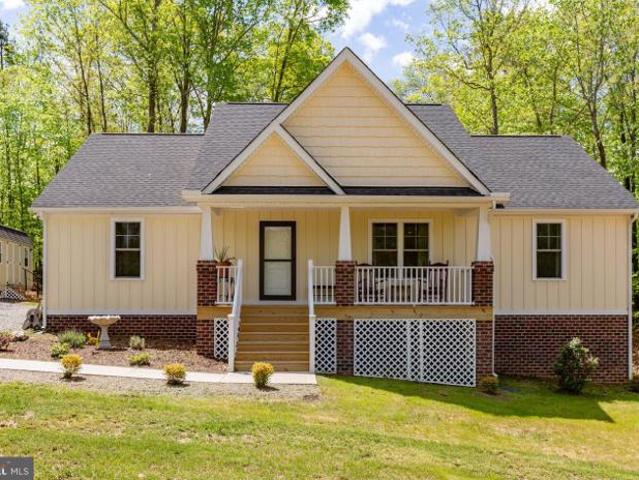 65 Goldenberry Ln, Louisa, VA 23093